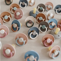 Tétine Colorblock latex Frigg - ChoO Family Store